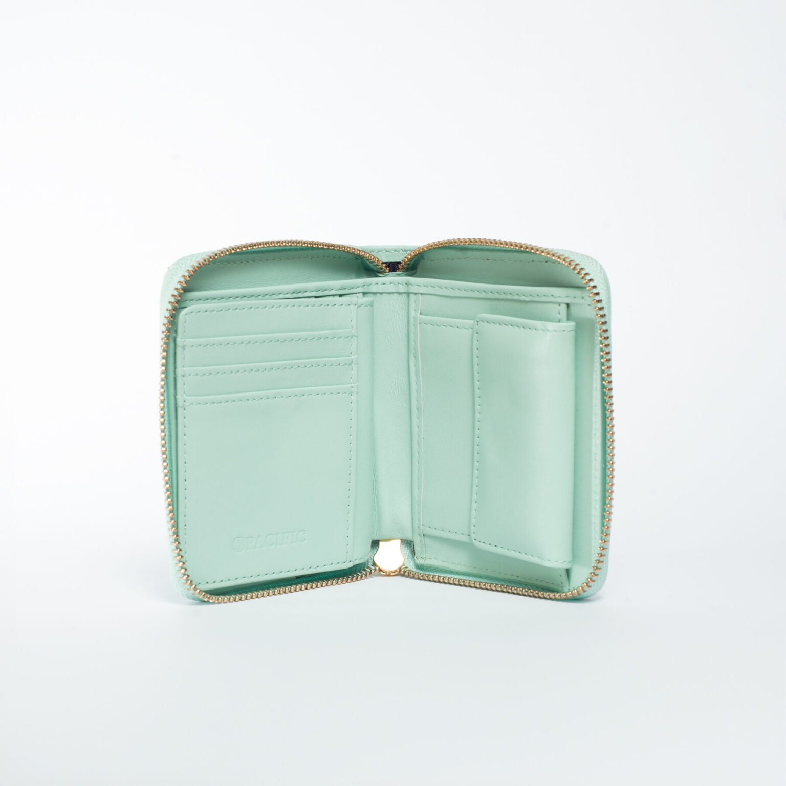 Cora – Pacific Wallets CR